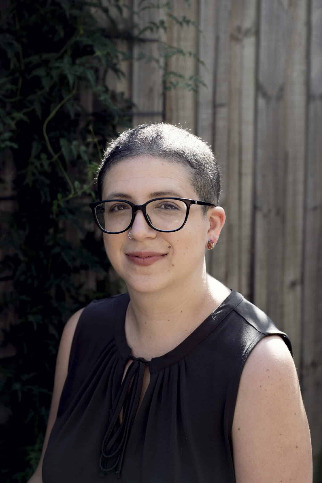 Roz Bellamy - Author, Researcher & Editor
